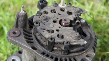 What can damage an alternator? — causes explained | REREV