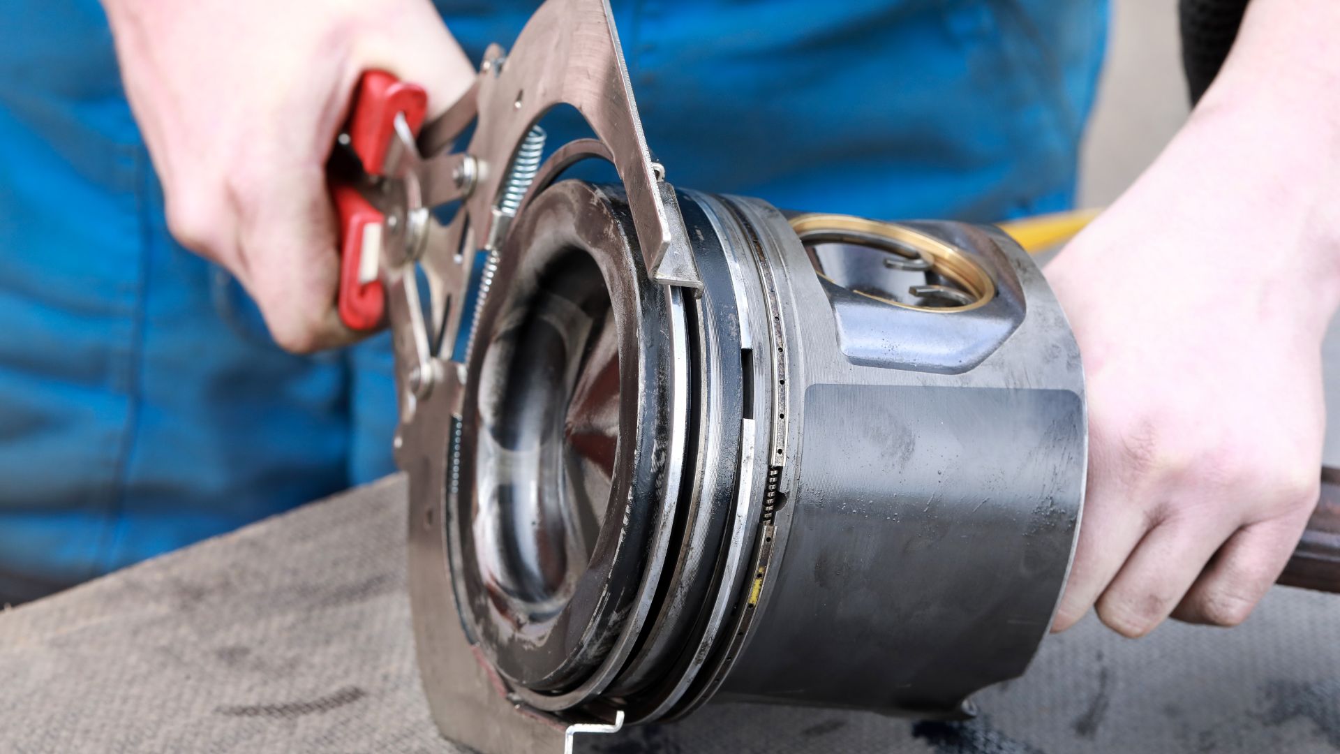 Bad Piston Ring Symptoms Causes And Fixes REREV