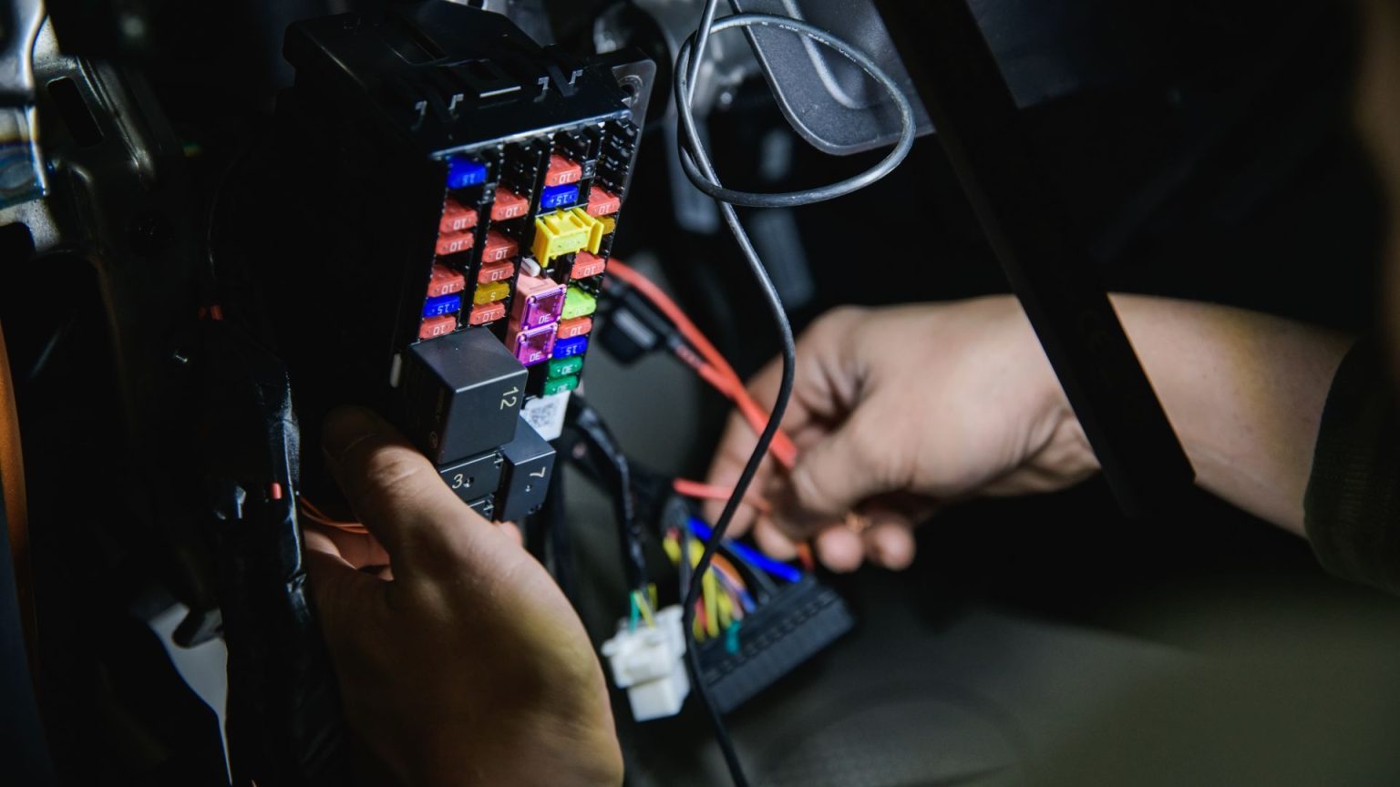 Tail light vs. brake light — difference explained | REREV Tail light vs. brake light — difference explained | REREV