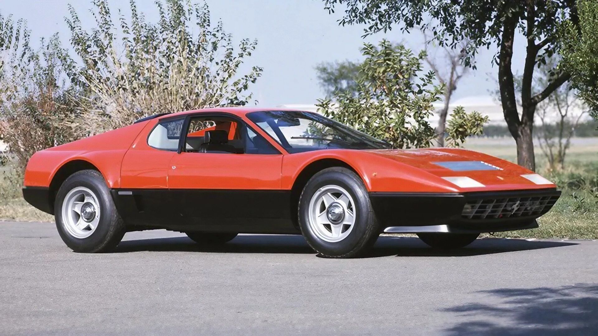 Inside Eric Clapton’s $10.7M car collection (2023)