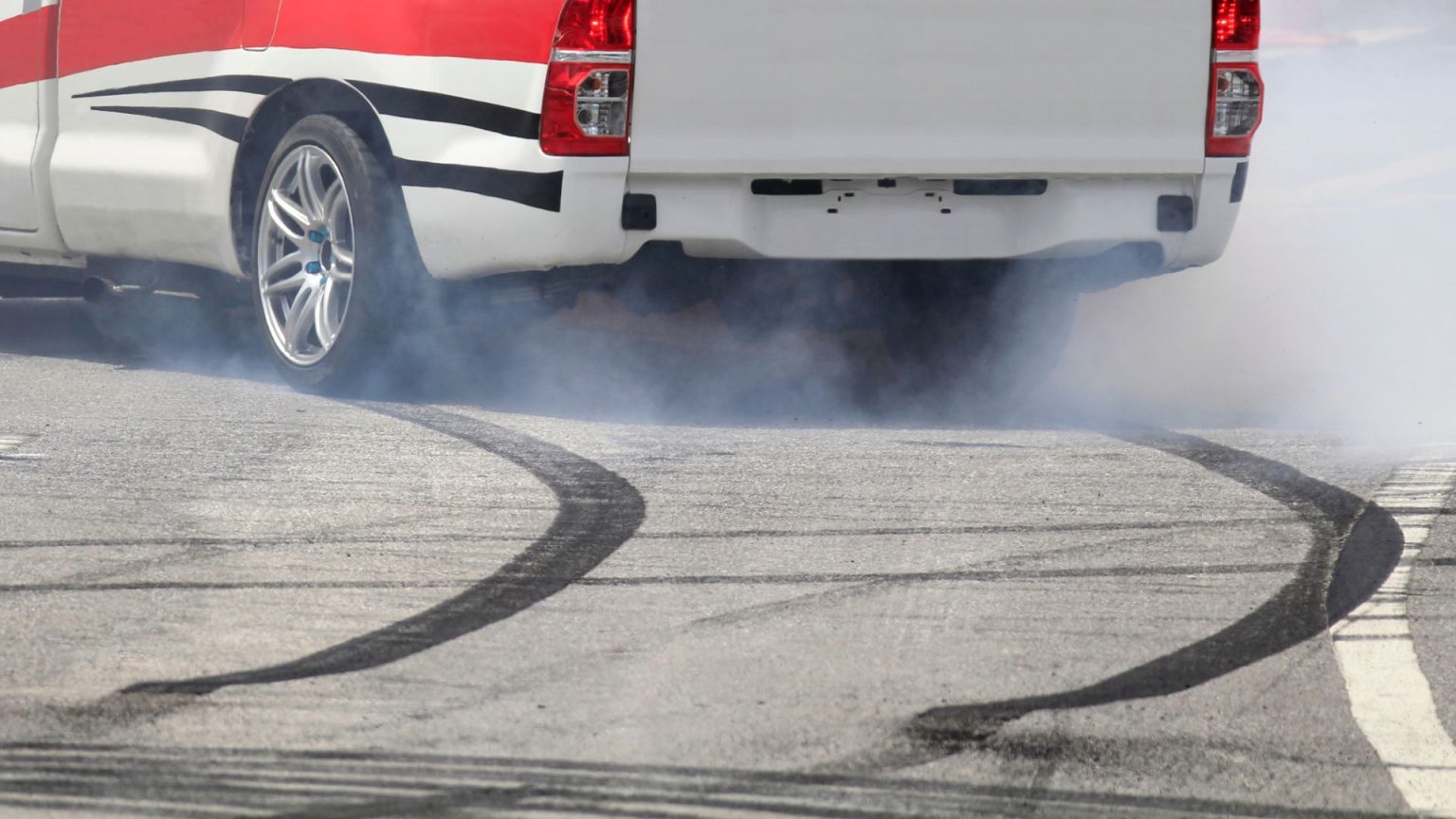 Driving with the emergency brake on — explained | REREV