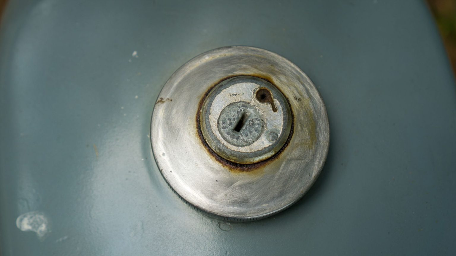 Check fuel fill inlet — causes and fixes | REREV