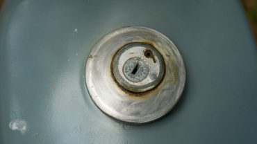 Check fuel fill inlet — causes and fixes | REREV